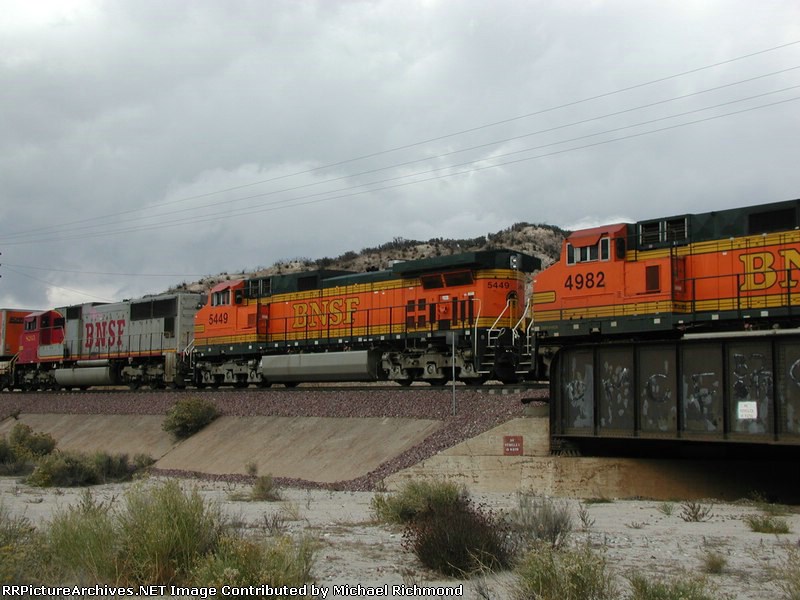 BNSF 5449